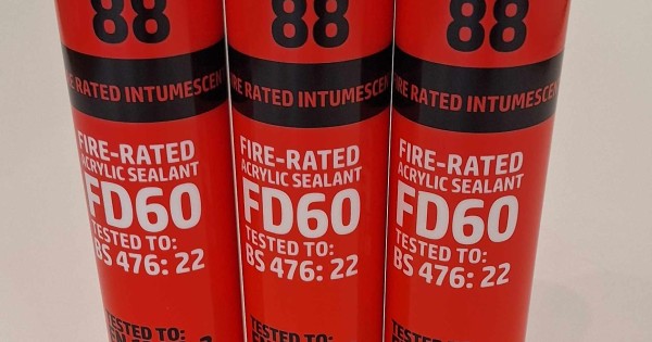 STS ST88 FR Acrylic Mastic White - 310ml tubes